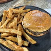 ALASKAN BURGER & BREW - 42 Photos & 47 Reviews - 5121 Arctic Blvd ...