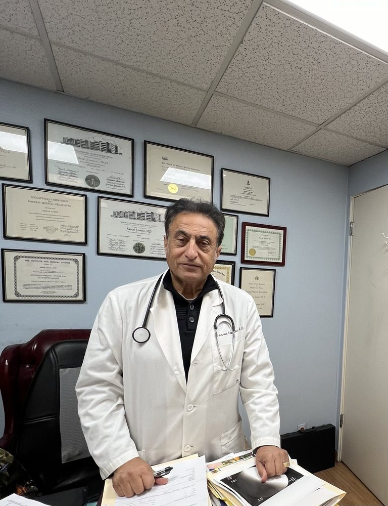 SOHRAB YAMINI, MD - Updated December 2025 - 70 Reviews - 1700 Westwood ...