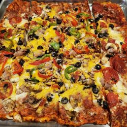 ORIGINAL MAGOO’S PIZZA - Updated January 2026 - 409 Photos & 272 ...