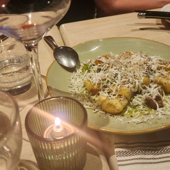 TRAIF - Updated January 2026 - 3866 Photos & 2115 Reviews - 229 S 4th ...