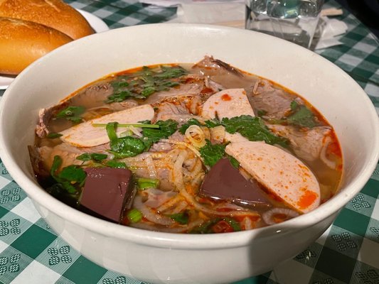 PHO QUYNH - Updated May 2025 - 186 Photos & 101 Reviews - 4900 Central ...