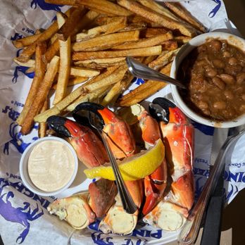 PINCHERS - Updated April 2025 - 1000 Photos & 831 Reviews - 1200 5th ...