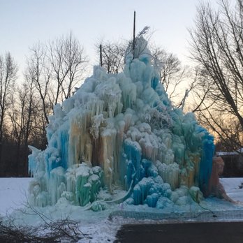 VEAL’S ICE TREE - Updated December 2025 - 36 Photos - 6445 Mimosa Ln ...