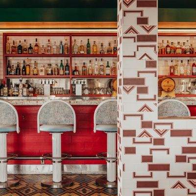 RASCAL MODERN AMERICAN DINER & BAR - Updated December 2025 - 661 Photos ...