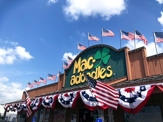 MACADOODLES - Updated August 2024 - 33 Photos & 21 Reviews - 1455 E ...