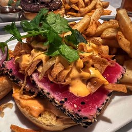 BIN 4 BURGER LOUNGE - Updated January 2026 - 240 Photos & 68 Reviews ...
