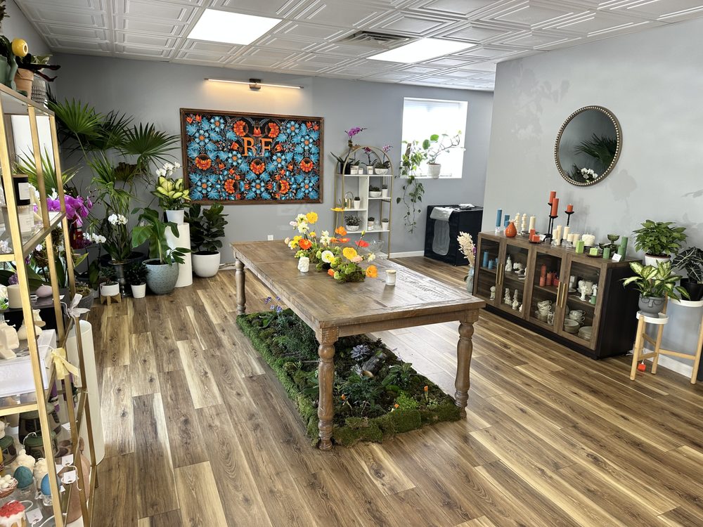 BRIARCLIFF MANOR FLOWER SHOPPE - Updated October 2025 - 33 Photos ...