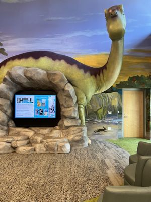 SIGNAL HILL LIBRARY - Updated October 2025 - 59 Photos & 29 Reviews ...