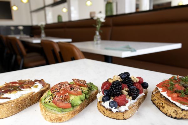 TOASTED KITCHEN & COCKTAILS - Updated December 2025 - 34 Photos & 25 ...