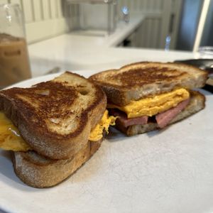 PRU THAI LAMBERTVILLE - Updated December 2024 - 24 Bridge St ...