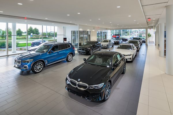 BMW OF MILWAUKEE NORTH - Updated January 2026 - 24 Photos & 44 Reviews ...