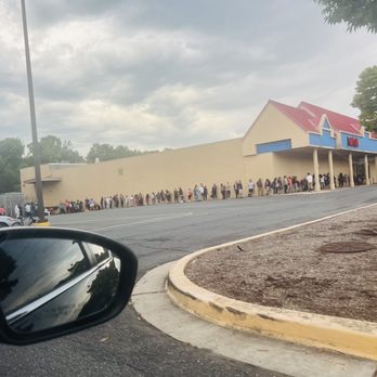 BLACK FRIDAY DAILY DEALS - Updated December 2025 - 142 Photos & 23 ...