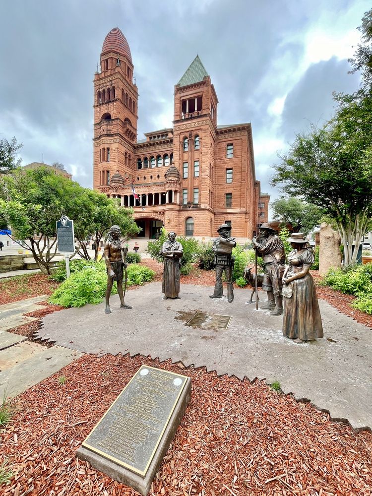 THE FOUNDERS MONUMENT - Updated August 2024 - 100 Dolorosa St, San ...