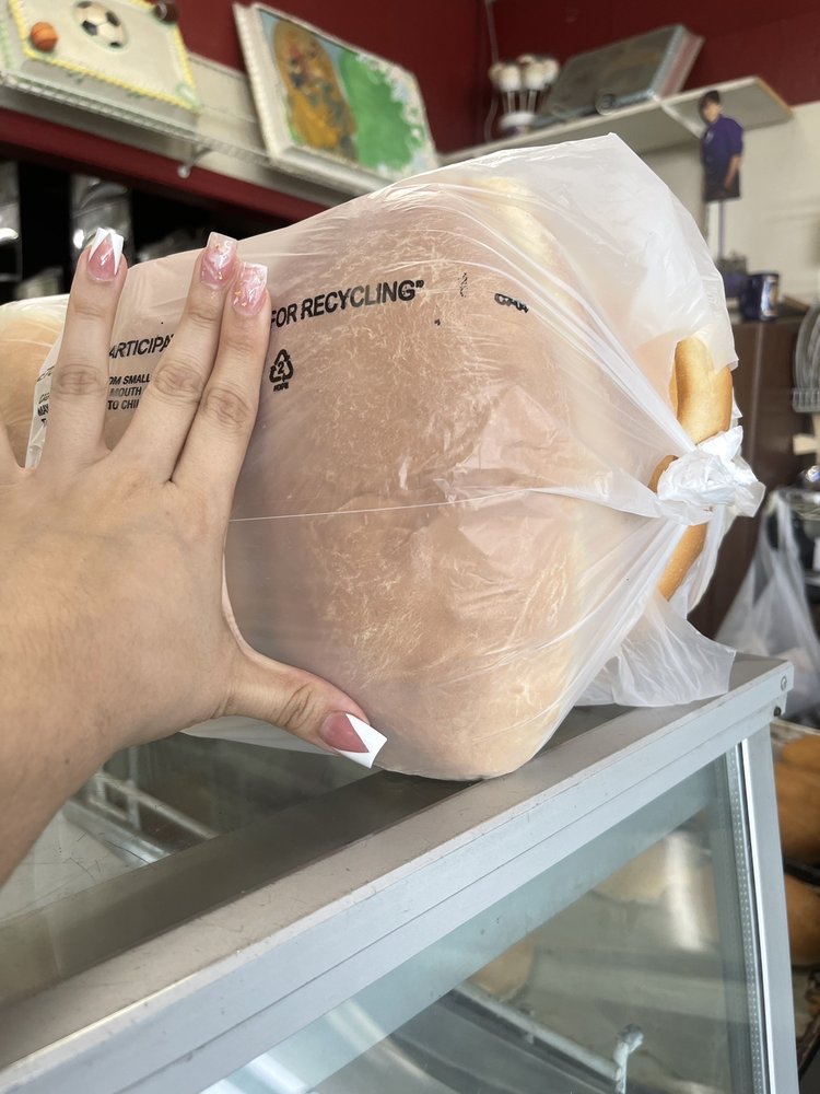 ANGELICA’S BAKERY - 507 E California Ave, Bakersfield, California ...