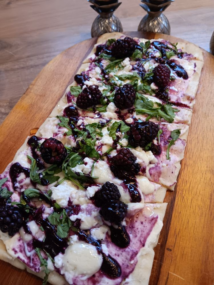 REVIVE BOUTIQUE BISTRO - Updated March 2025 - 12 Photos - 33757 South ...