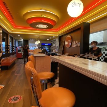 LE ROY JUCEP - Updated December 2025 - 44 Photos & 24 Reviews - 1050 ...