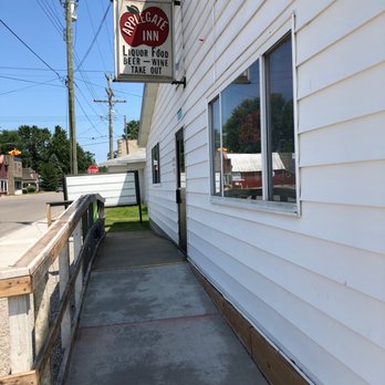 APPLEGATE INN - Updated December 2025 - 16 Reviews - 4736 Main St ...