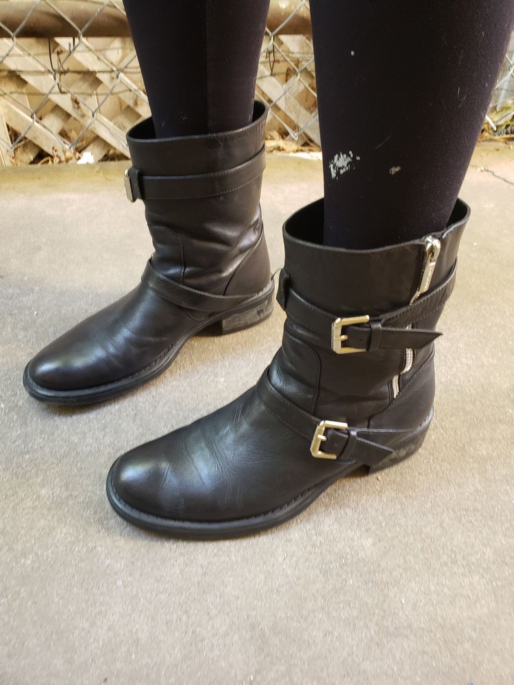 ELLIOTT CONSIGNMENT - 84 Photos & 73 Reviews - 3015 N Broadway St ...