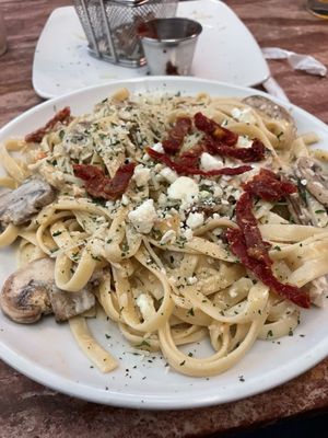 CAFFE’ CAPRI - Updated April 2025 - 191 Photos & 271 Reviews - 222 N ...