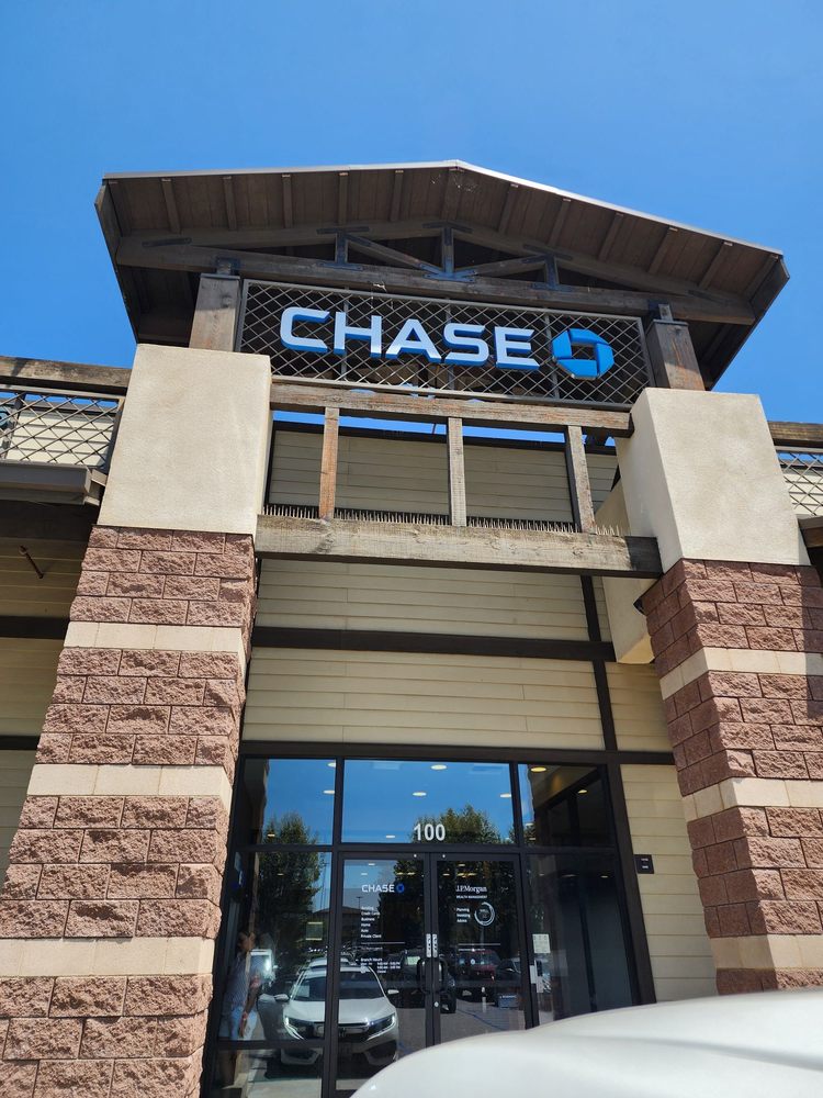 CHASE BANK - Updated October 2025 - 31 Reviews - 360 N Mckinley St ...