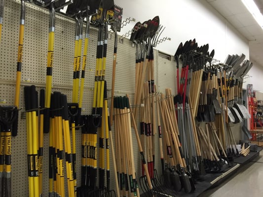 BIG R FARM AND HOME - Updated December 2025 - 14 Photos & 16 Reviews ...