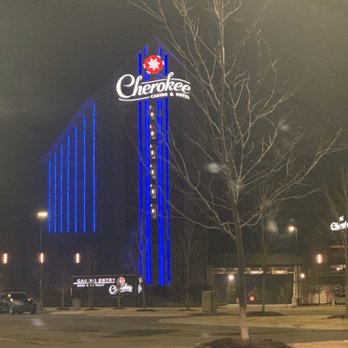 CHEROKEE CASINO & HOTEL ROLAND - Updated June 2024 - 57 Photos & 50 ...