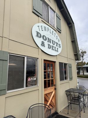 TEMPLETON DONUTS PLUS - Updated October 2025 - 61 Photos & 89 Reviews ...