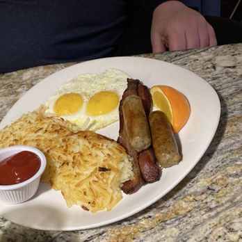 ATLANTIS PURPLE PARROT - Updated June 2025 - 485 Photos & 303 Reviews ...