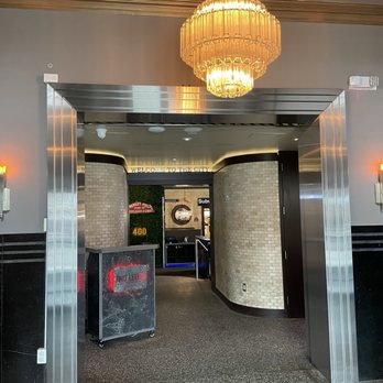 TWO CITIES PIZZA COMPANY - Updated July 2025 - 757 Photos & 970 Reviews ...