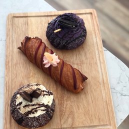 BENJI’S BAKERY & CAFE - 352 Photos & 214 Reviews - 901 E Dimond Blvd ...