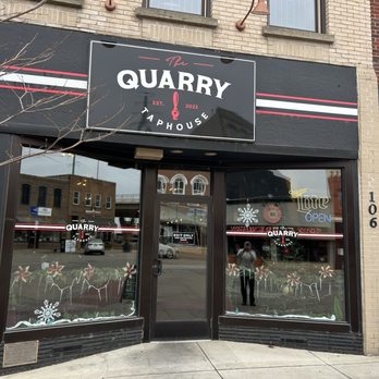 THE QUARRY TAPHOUSE - Updated January 2026 - 79 Photos & 38 Reviews ...
