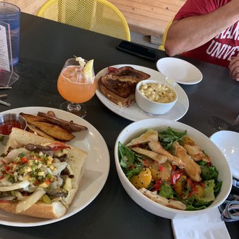 12 SOUTH TAPROOM & GRILL - Updated June 2024 - 184 Photos & 378 Reviews ...