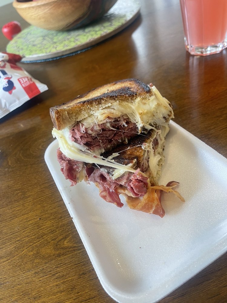 CLOVE BROOK MARKET BAKERY DELI - 13 Photos & 32 Reviews - 800 State Rt ...