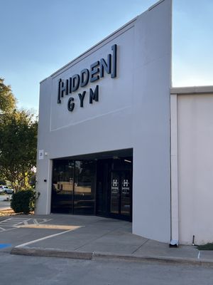 HIDDEN GYM - Updated December 2025 - 11 Photos - 235 N Central Expy ...