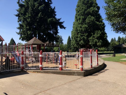 MARSHALL PARK - Updated June 2024 - 15 Photos - 1015 E McLoughlin Blvd ...