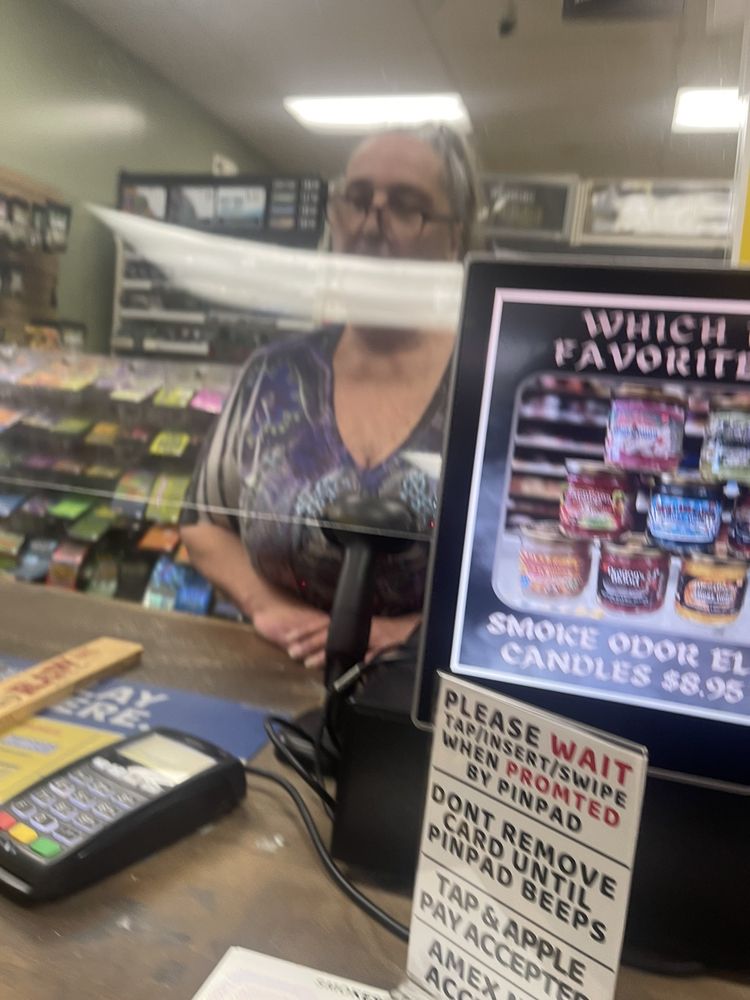 SMOKES 4 LESS - Updated October 2025 - 982 Main St, Fishkill, New York ...