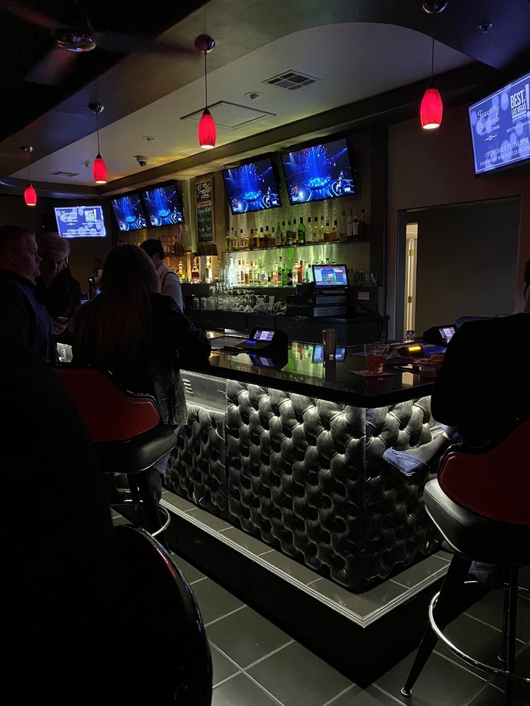 PIAZZA LOUNGE - 41 Photos & 24 Reviews - Lounges - 255 E Flamingo Rd ...