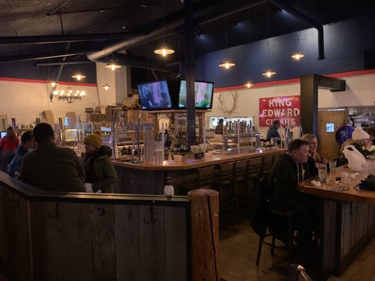 SLOPESIDE GRILL - Updated December 2024 - 140 Photos & 260 Reviews ...