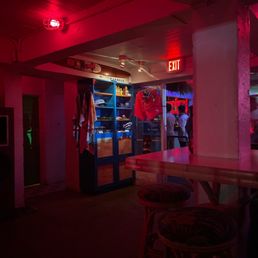 POOL BURGER - Updated July 2025 - 297 Photos & 225 Reviews - 2315 Lake ...