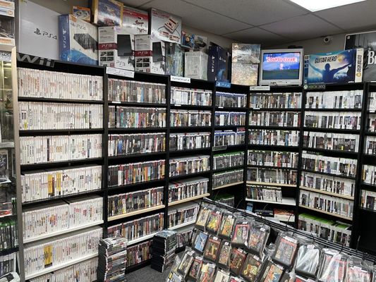 GRAHAM GAMES - Updated December 2025 - 44 Photos - 22007 Meridian Ave E ...