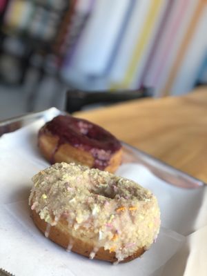 GURU DONUTS - 486 Photos & 395 Reviews - 928 W Main St, Boise, Idaho ...