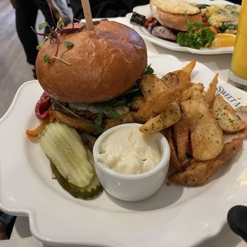 SWEET MAPLE - Updated May 2025 - 7909 Photos & 5020 Reviews - 2101 ...