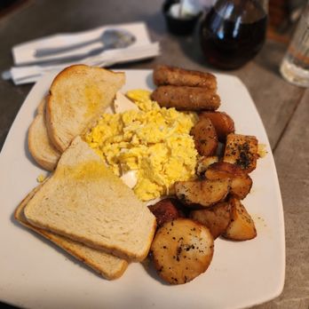 CORNER CAFE - Updated July 2024 - 1064 Photos & 1300 Reviews - 110 ...