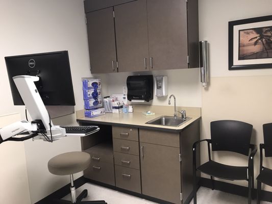 PROVIDENCE MEDICAL GROUP - GATEWAY IMMEDIATE CARE - Updated September 2025 - 26 Photos & 169 ...