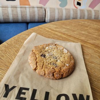 YELLOW THE CAFE - Updated August 2024 - 613 Photos & 274 Reviews - 1524 ...