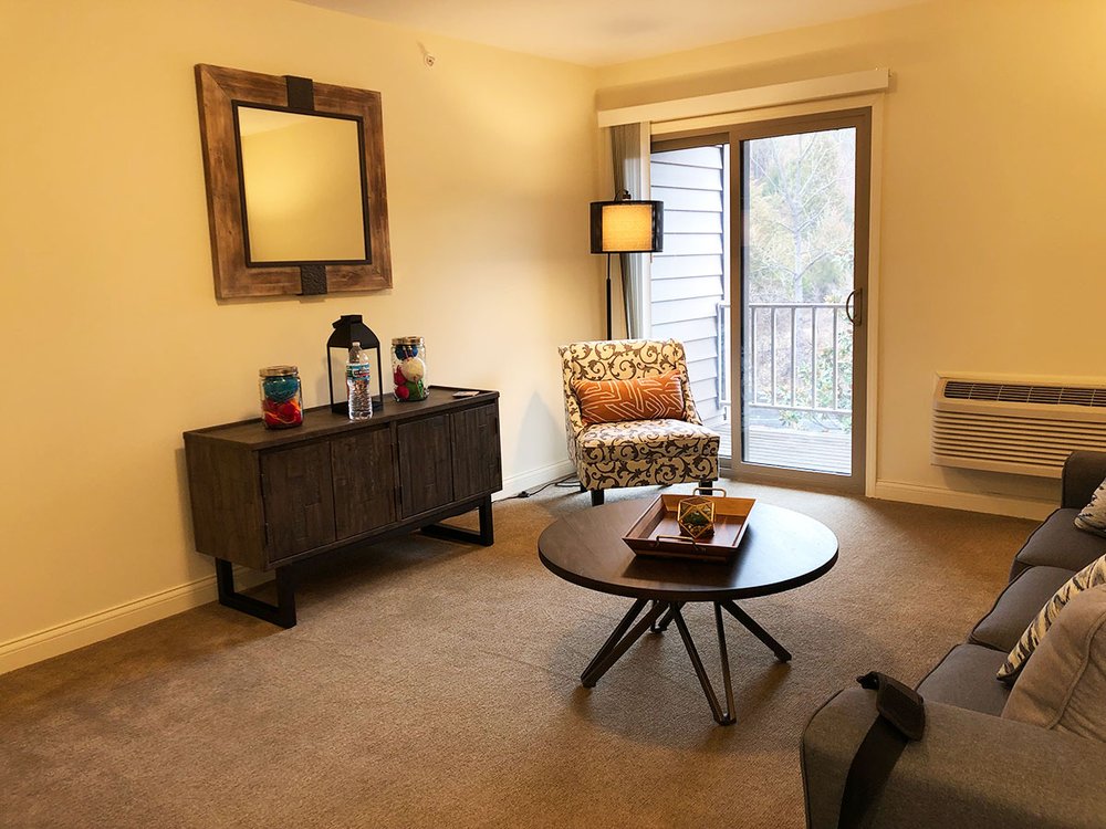 AUTUMN RIDGE RESIDENCES - Updated July 2025 - 300 Autumn Ridge Dr ...