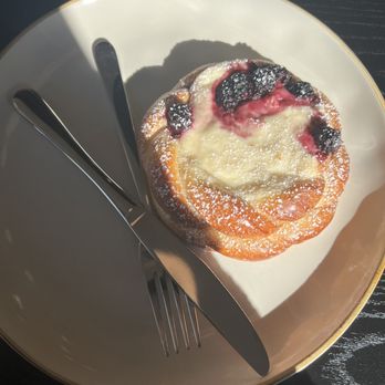 HONEYCOMB BAKERY - Updated May 2025 - 29 Photos & 24 Reviews - 1001 ...