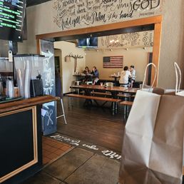 LUCKY FOOLS PUB - Updated December 2025 - 284 Photos & 443 Reviews - 75 ...