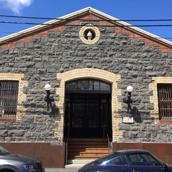 DUTTON GARAGE - 10 Photos - 41 Madden Grove, Victoria Victoria ...