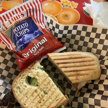 SOUTH STORE CAFE - Updated February 2025 - 348 Photos & 270 Reviews ...